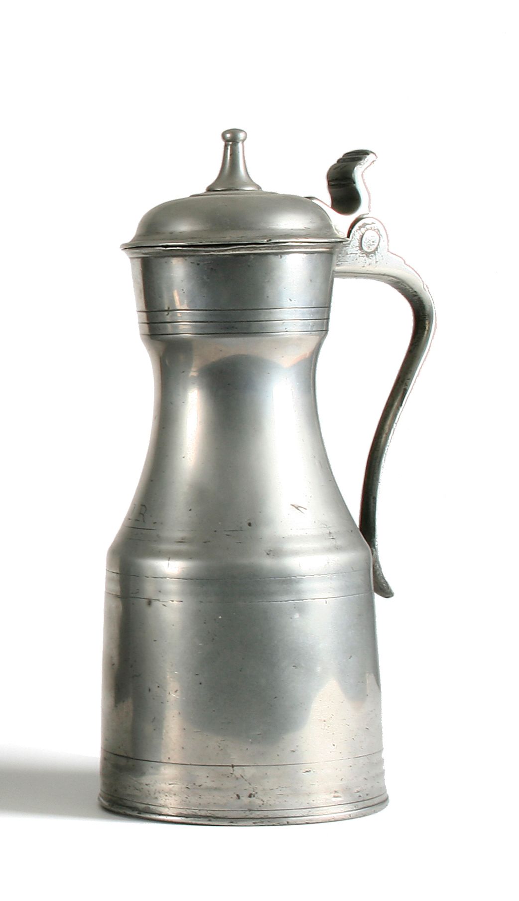 Bonhams : A Scottish pint crested tappit-hen shaped measure, circa 1800