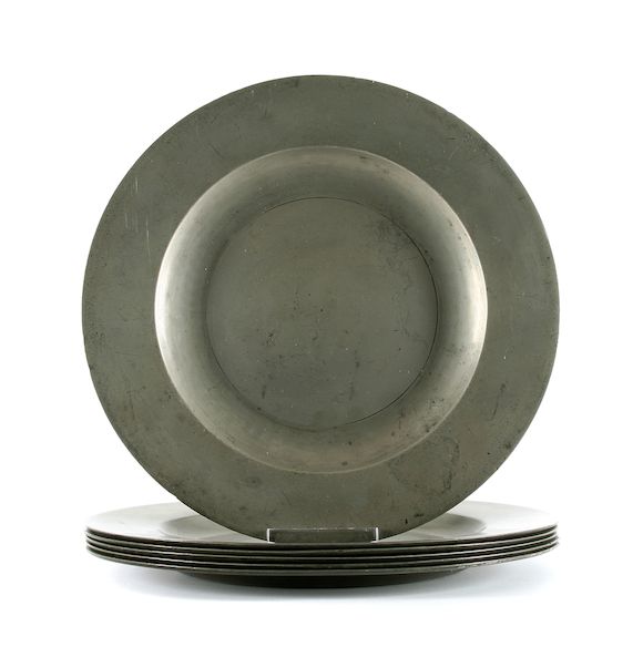 Bonhams : A set of six Irish plain rim plates, circa 1800