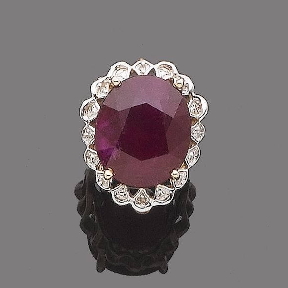 Bonhams : A ruby and diamond dress ring