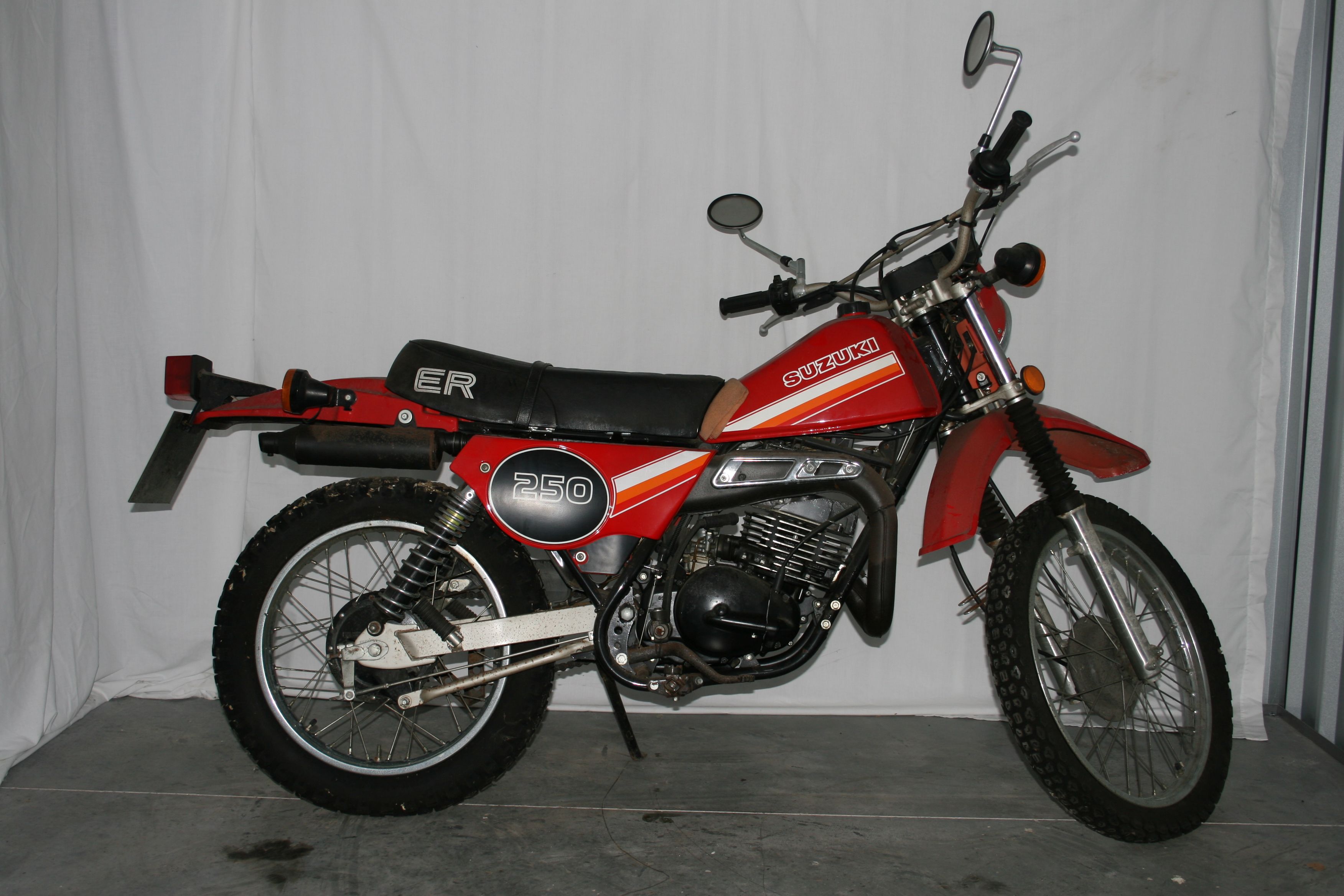 Bonhams Cars : 1982 Suzuki TS250 ER Frame no. TS250 400111688 Engine no ...