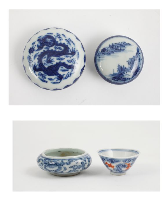 Bonhams : Two small blue and white seal boxes and covers, a cup and a ...