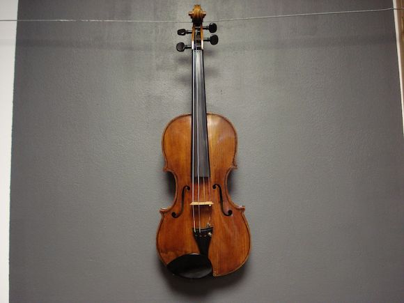 Bonhams : An English Violin attributed to Edward Pamphilon circa 1675 (3)