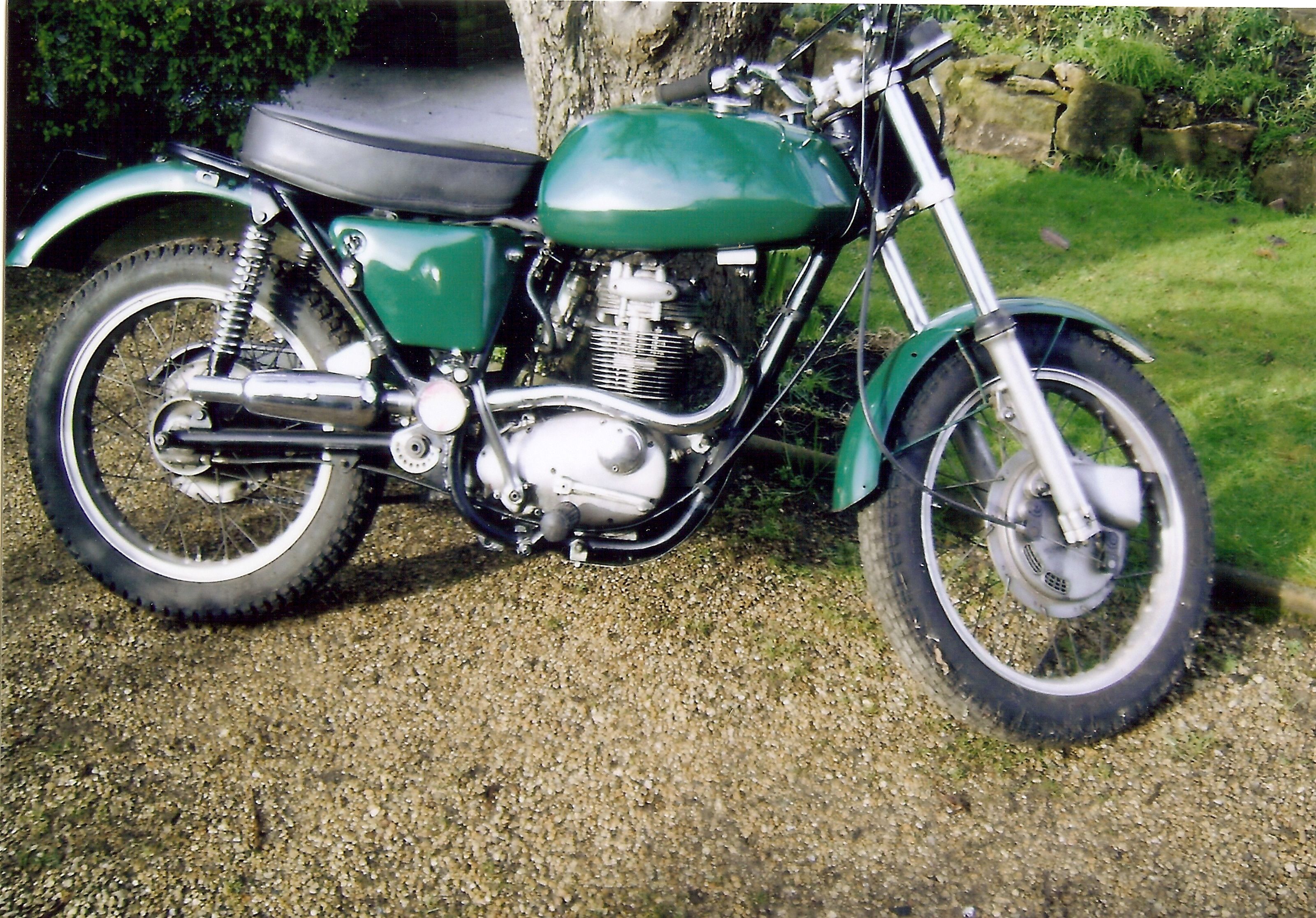 Bonhams Cars : c.1971 BSA 247cc B25SS Gold Star Frame no. DE09541 B25SS ...