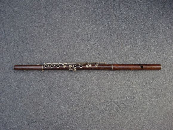 Bonhams : A Le Fleur Flute (1)
