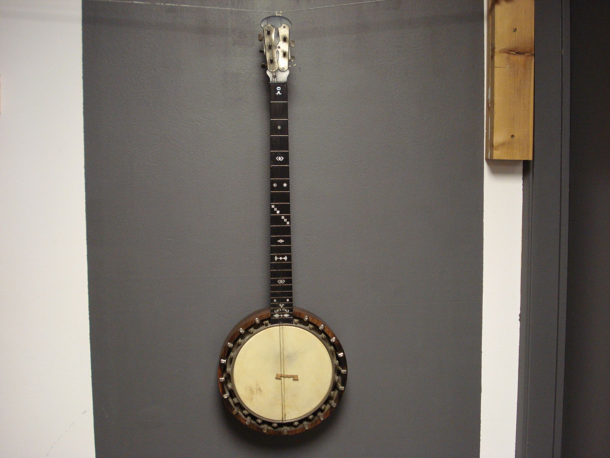 Bonhams : A five string Windsor Patent Zither Banjo by Riley & Sons ...
