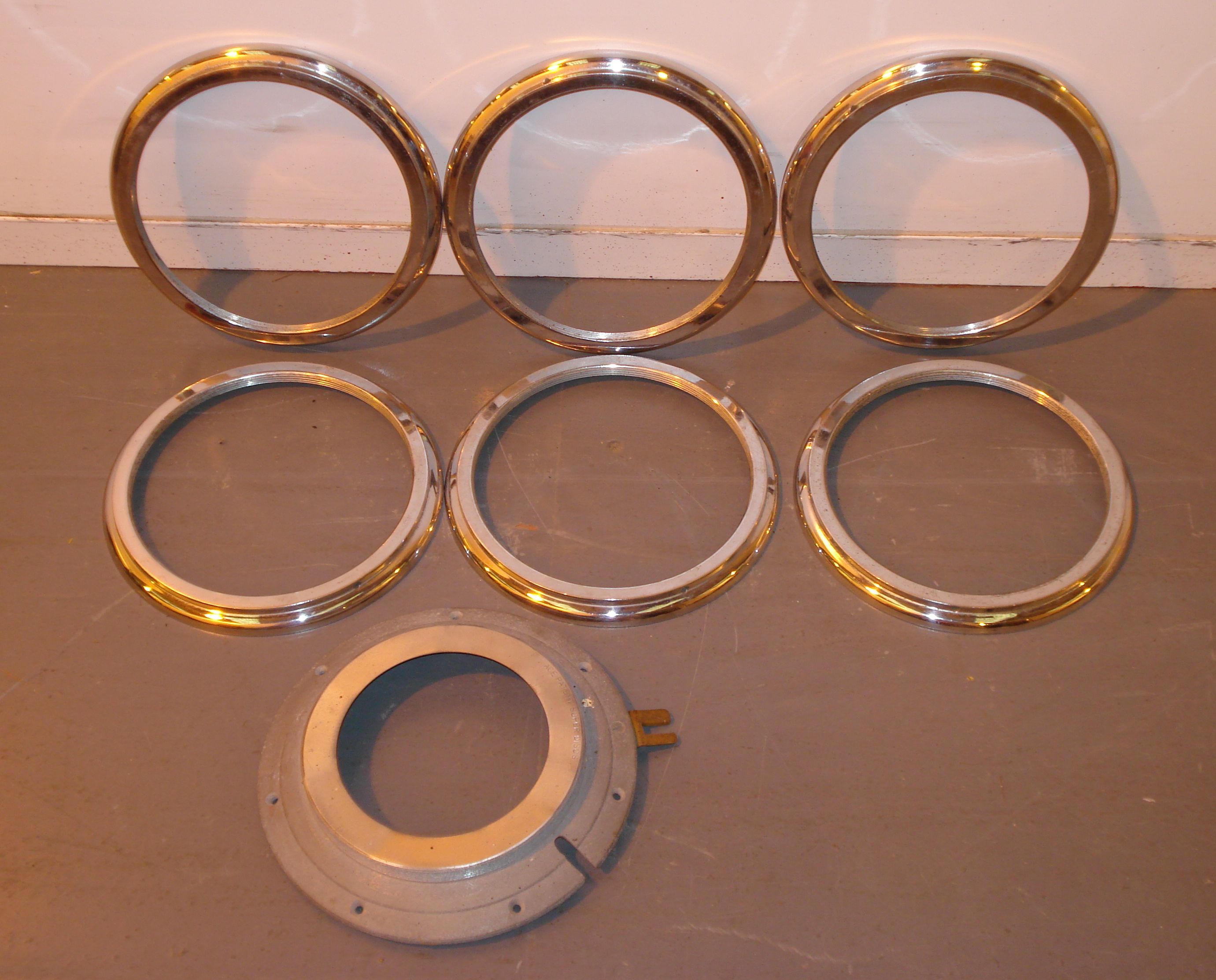 Bonhams Cars : Six Rolls-Royce Phantom II wheel securing rings,