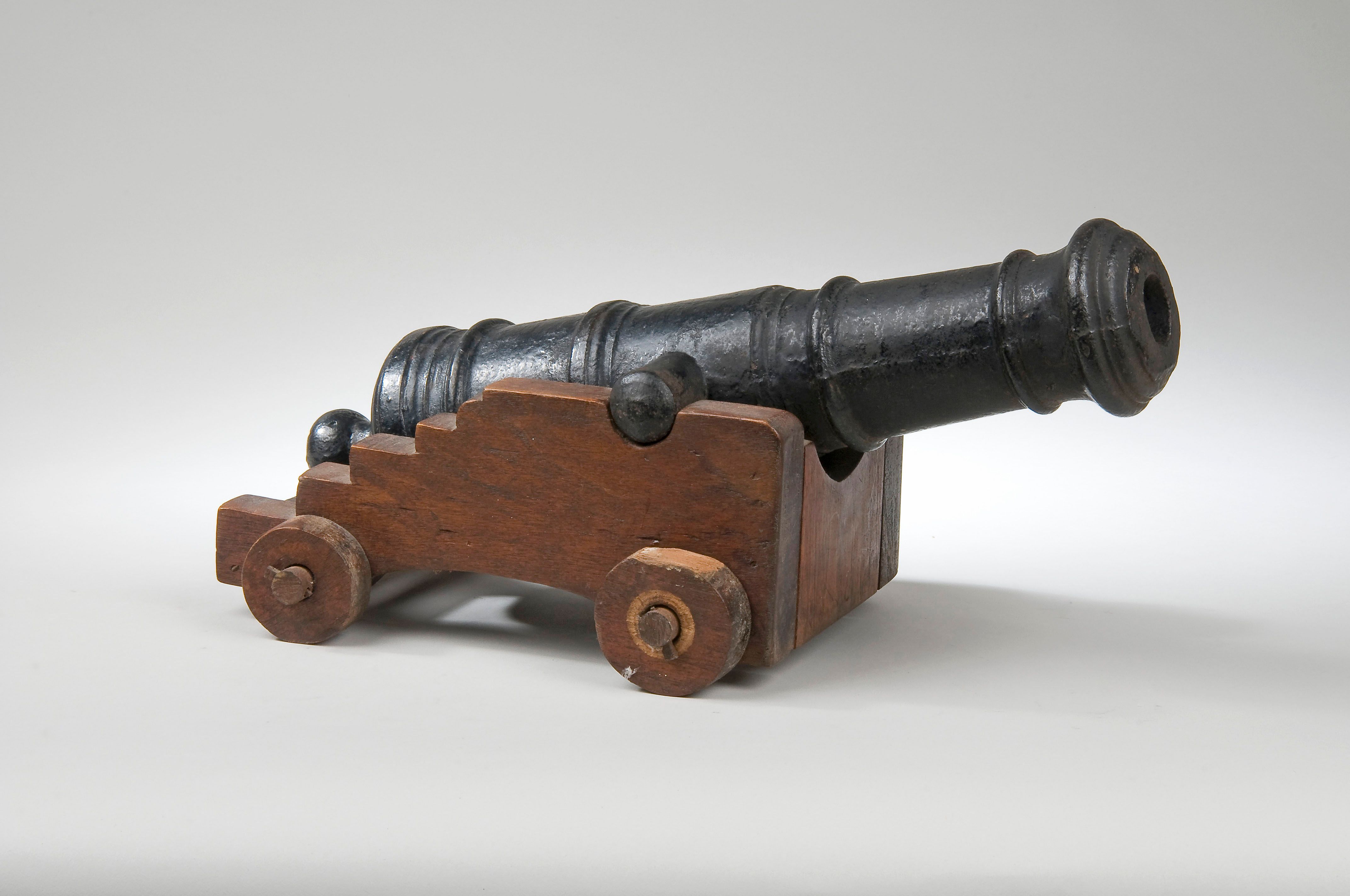 Bonhams : A 19th Century Naval starting canon