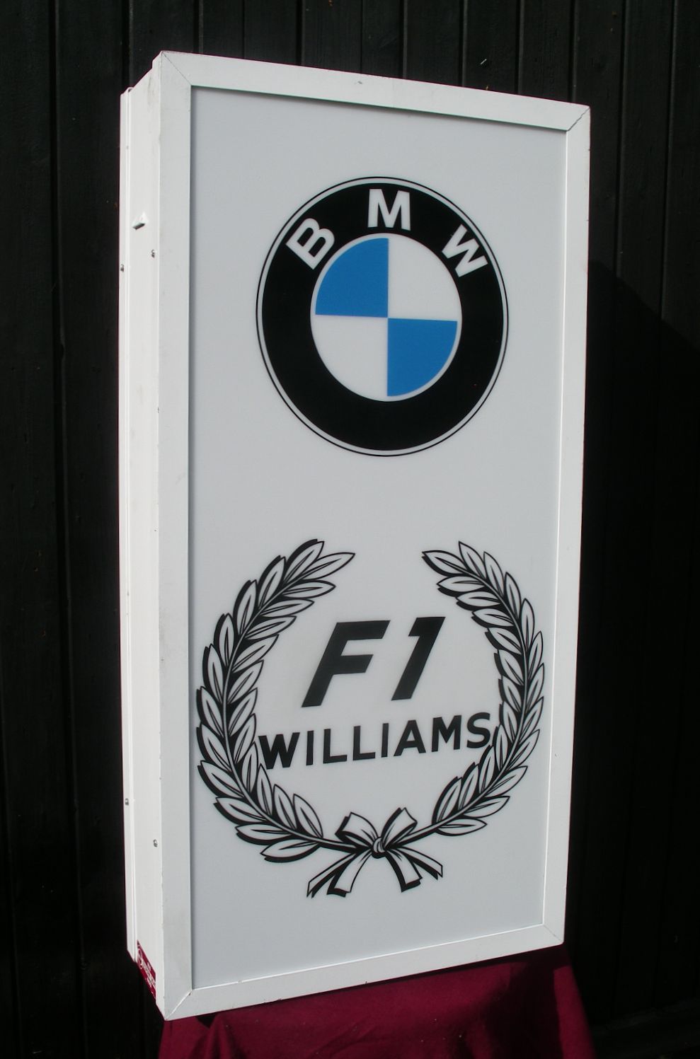 Bonhams Cars : An F1 Williams/BMW light box,