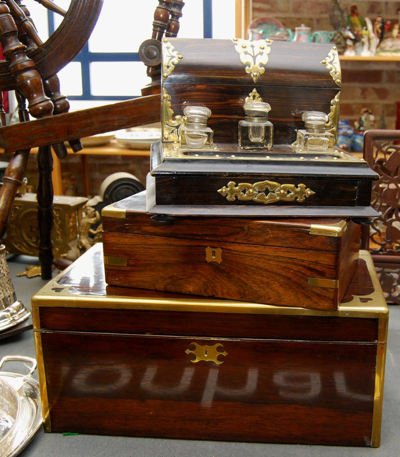 Bonhams : A Victorian rosewood writing slope and a calamander desk stand