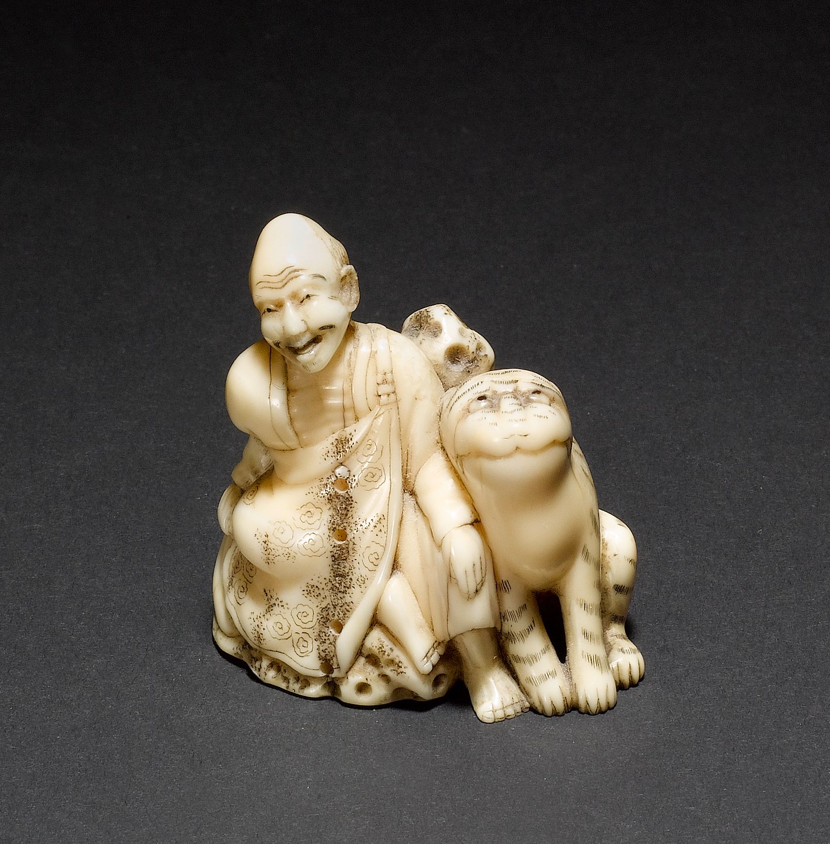 Bonhams : A marine ivory netsuke