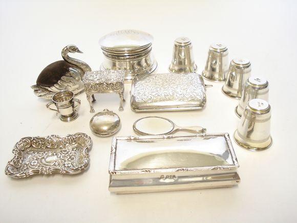 Bonhams : A collection of silver