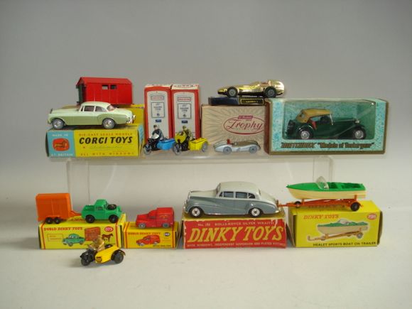 Bonhams : Dinky Dublo and other diecast lot