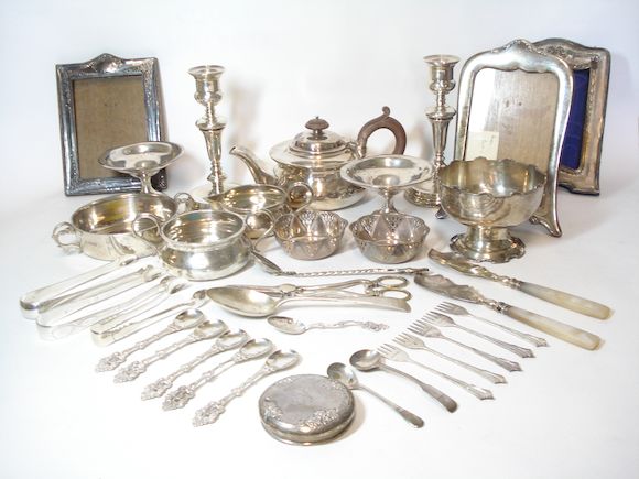 Bonhams : A collection of silver