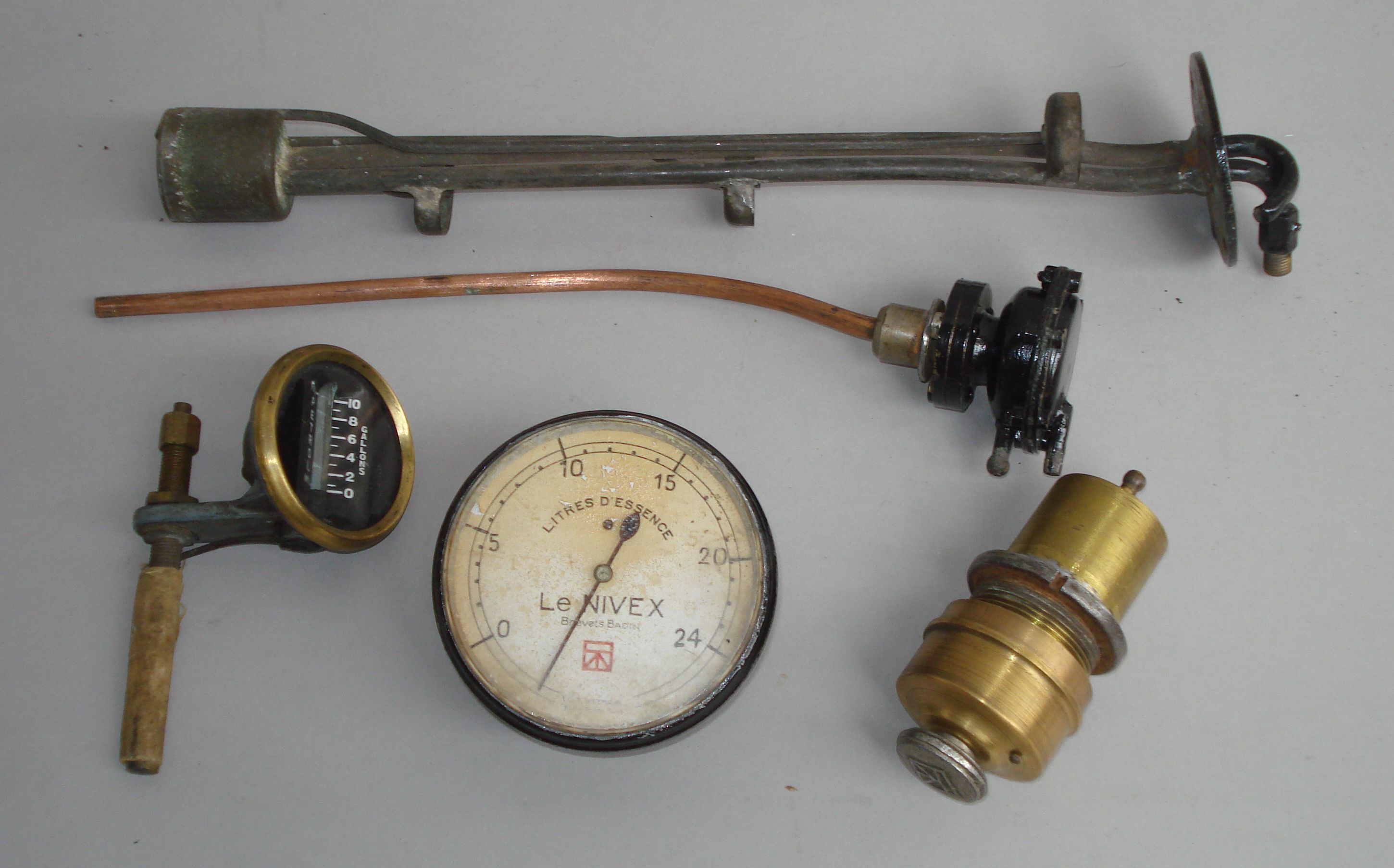 A Nivex fuel gauge, - auctions & price archive