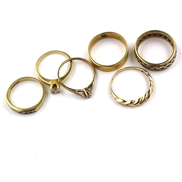 Bonhams : Six rings, (6)