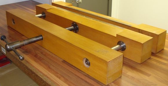 Bonhams : LAYING PRESS