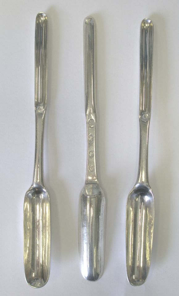 Bonhams : A pair of George II Irish silver marrow scoops, by J. Taafe ...
