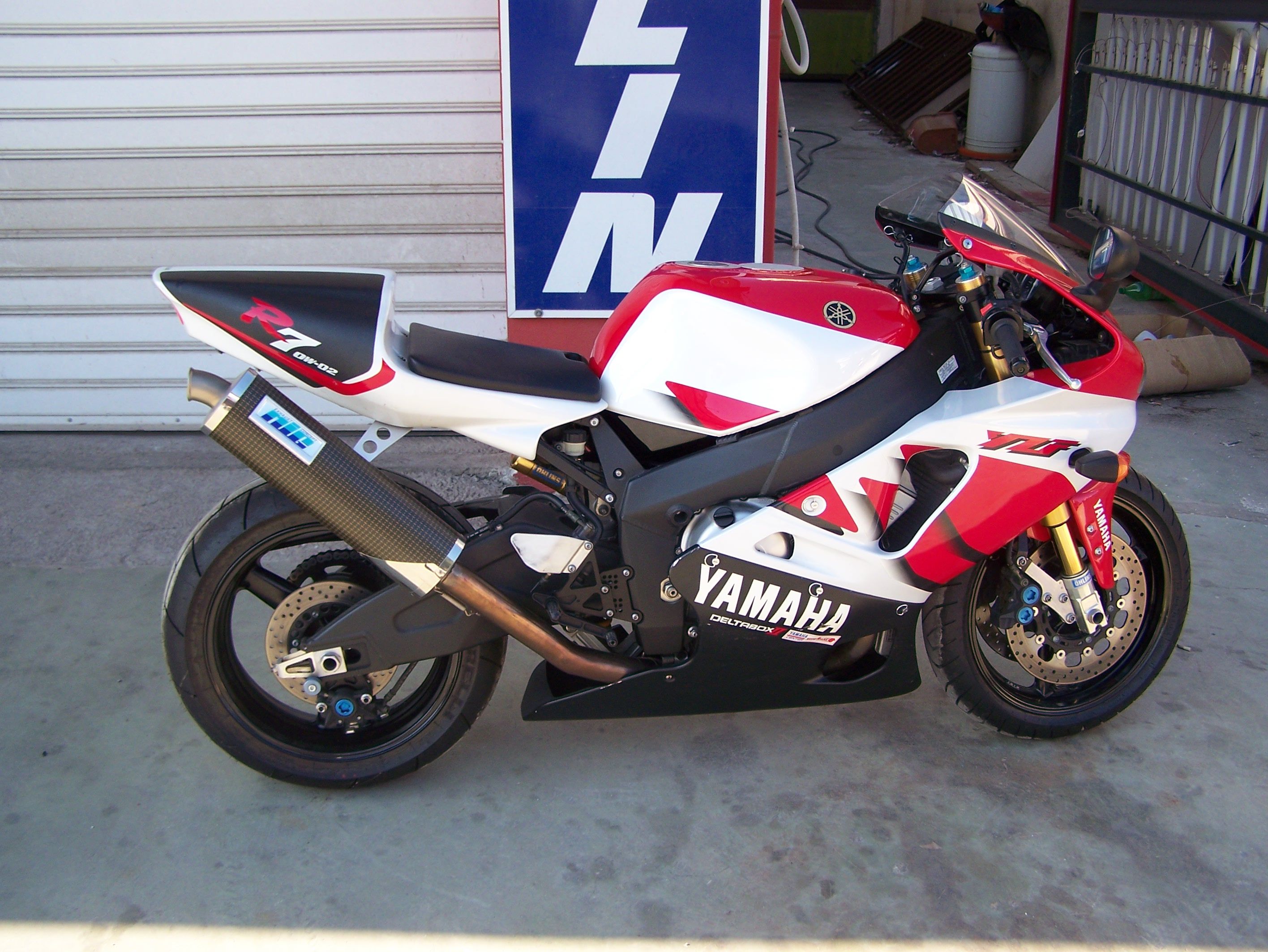 Bonhams Cars : 2000 Yamaha 749cc YZF-R7 Frame no. JYARM011000000363 ...