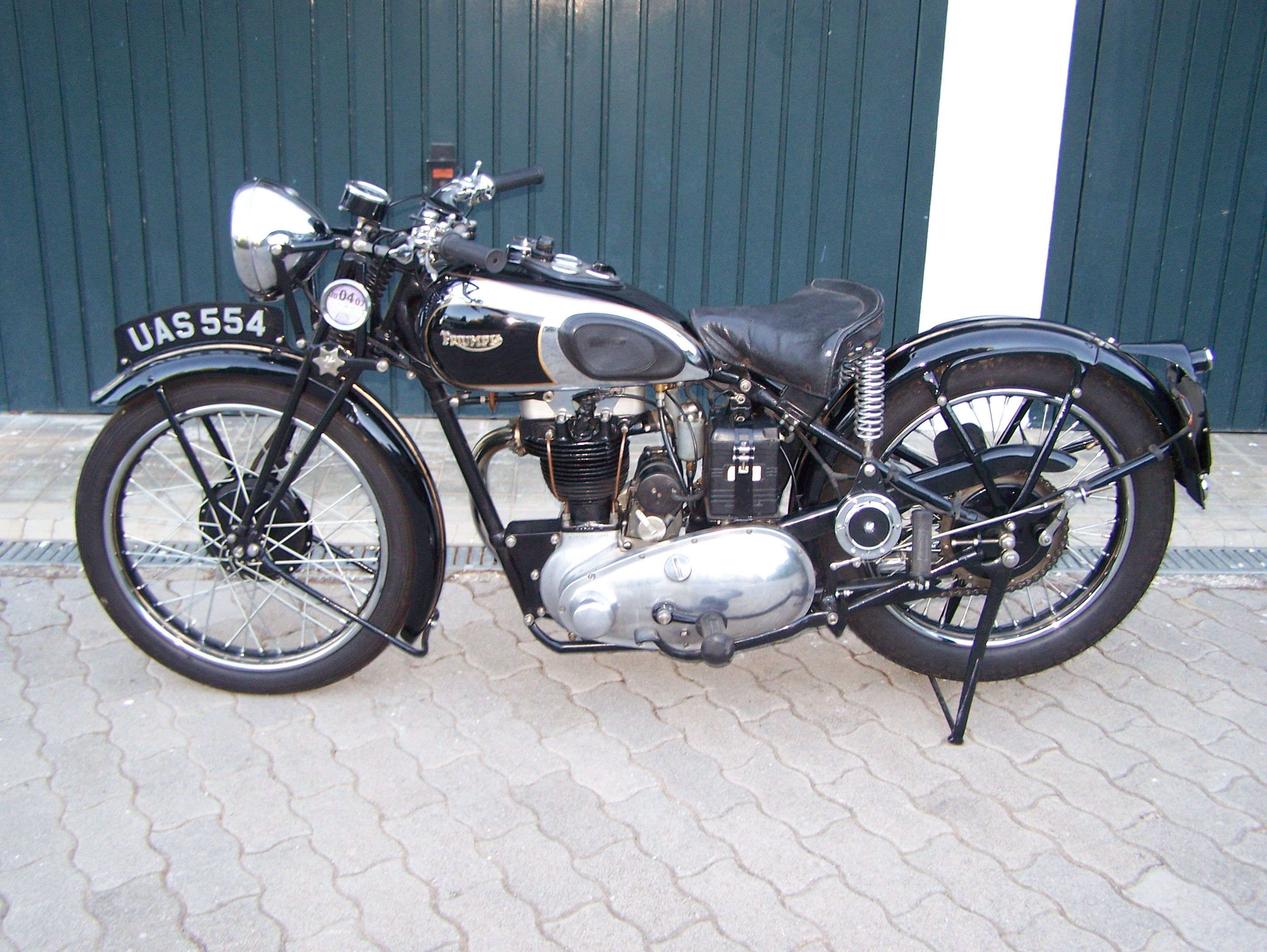 1942 Triumph 343cc 3HW Military Motorcycle Frame no. H255 Engine no ...