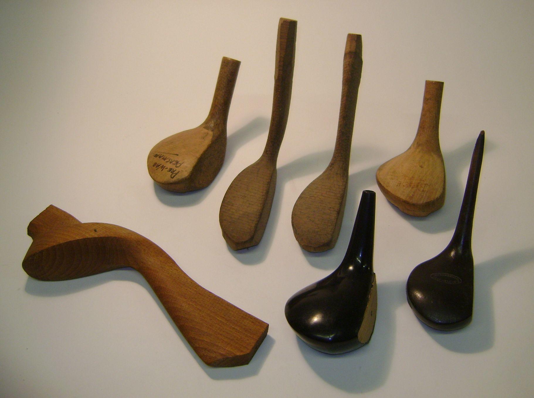 Bonhams : A collection of 7 modern wooden club heads in various degrees ...