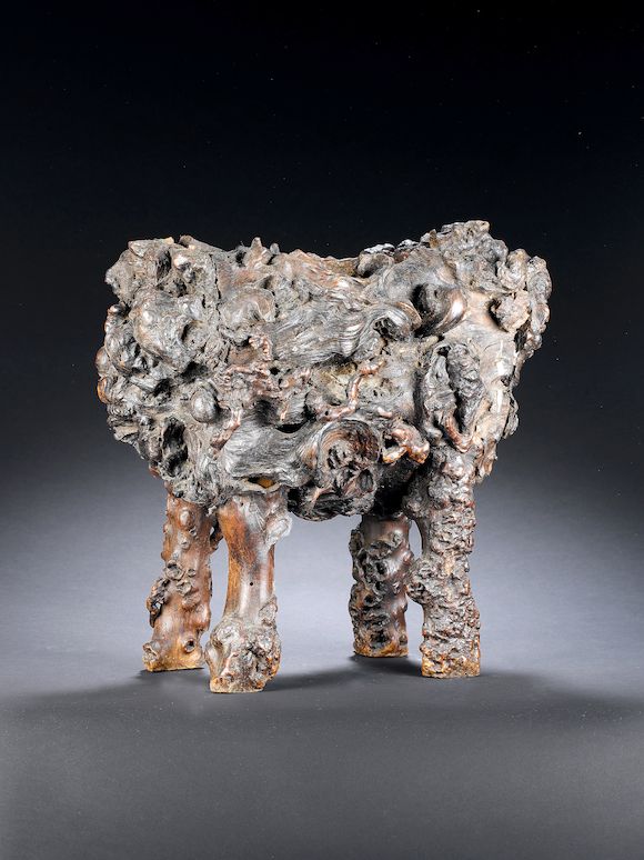 Bonhams : A large rootwood four-legged rectangular vessel 17th/18th century