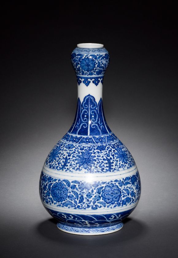 Bonhams : A blue and white vase of suan tou ping form Jiajing six ...