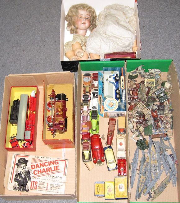 Bonhams : Various toys qty