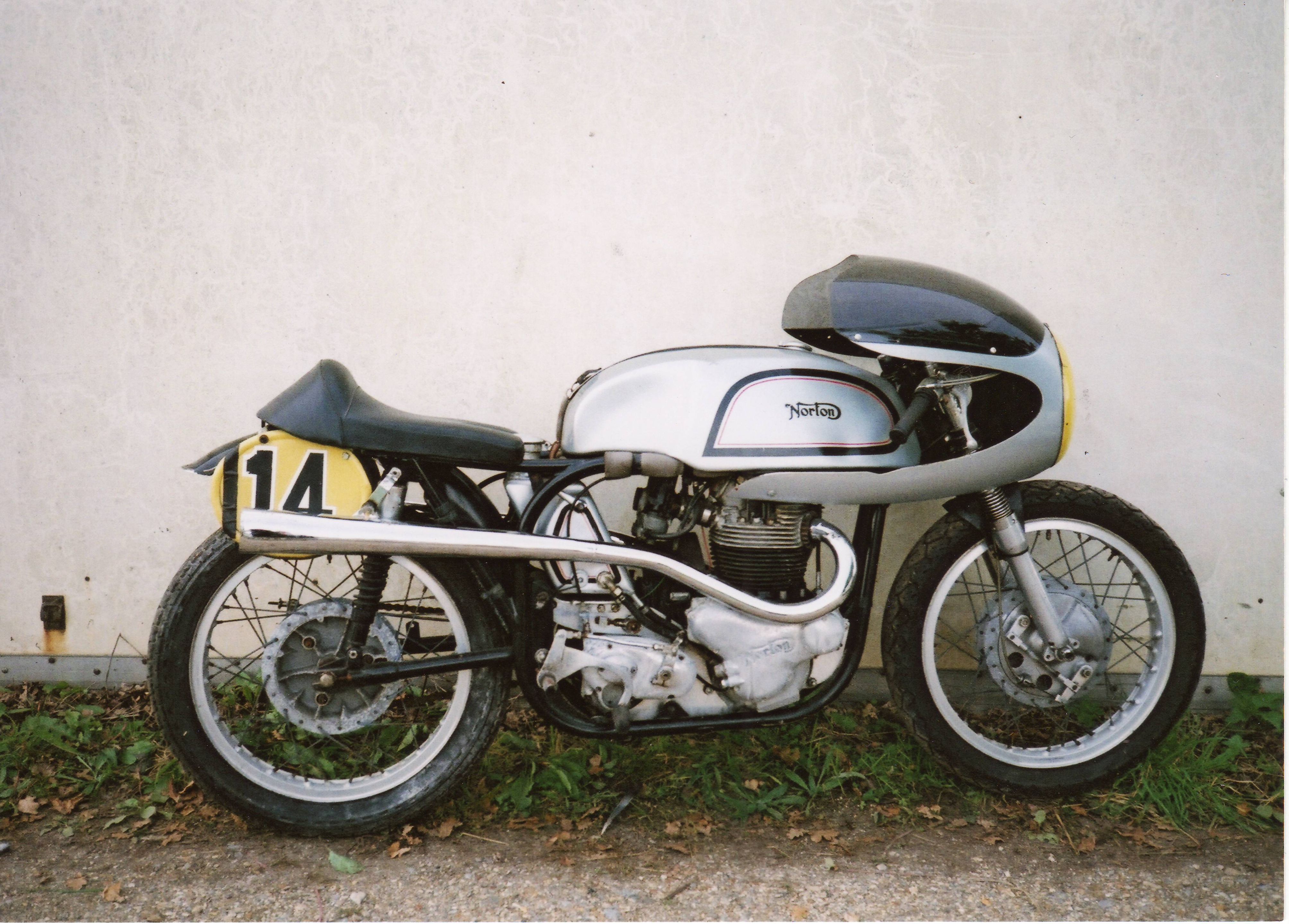 c.1965 Norton 750cc Featherbed-framed Special Frame no. TBA Engine no ...