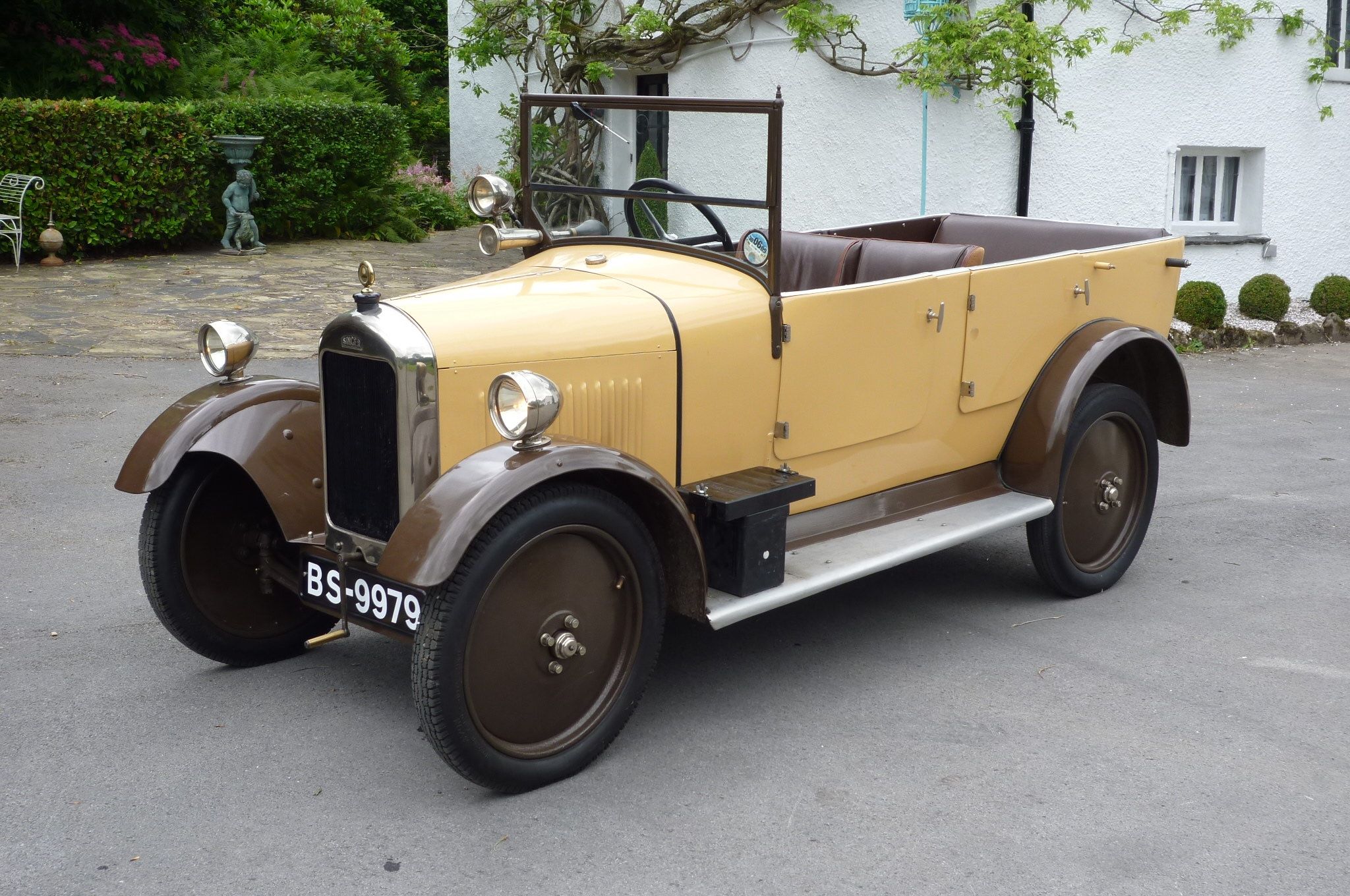 Bonhams Cars : 1927 Singer 8hp Junior Three-door Tourer Chassis no ...