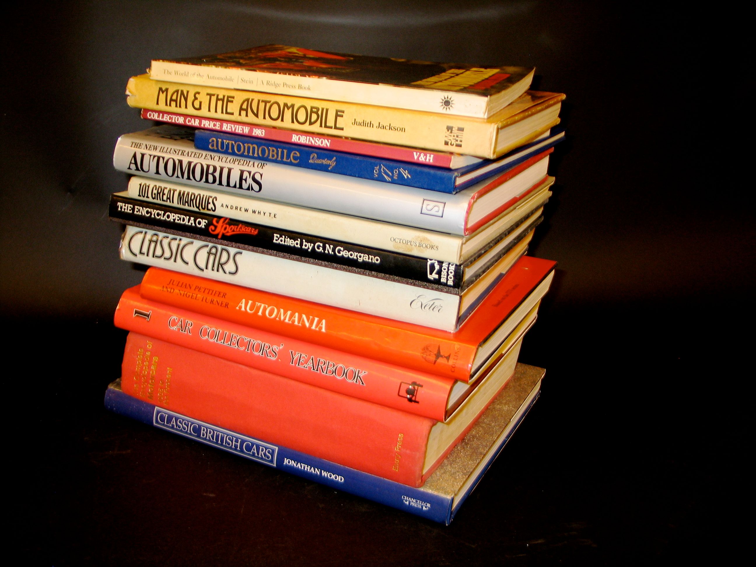 Bonhams Cars : A collection of books relating to classic cars,