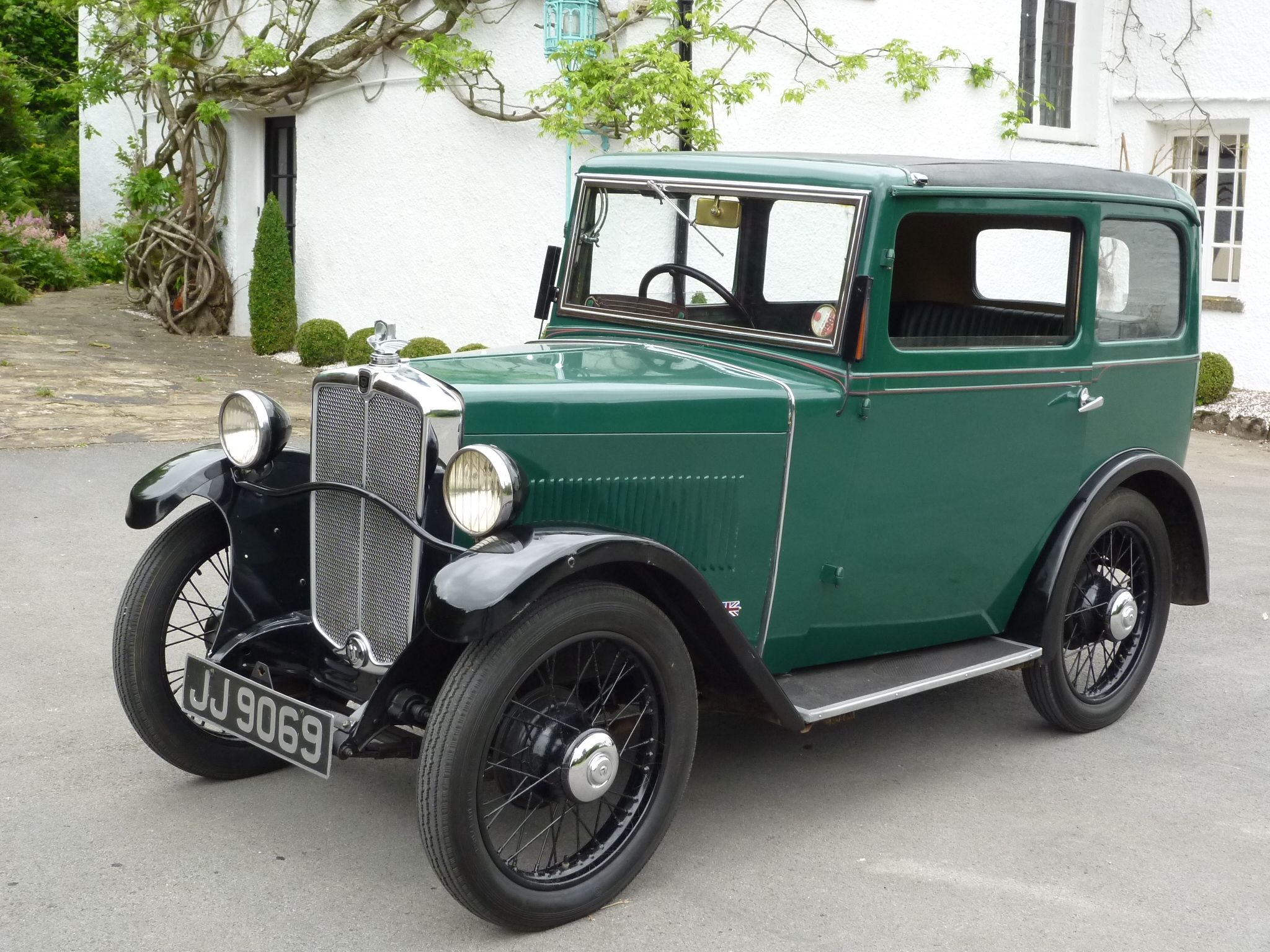 Bonhams Cars : 1933 Morris Minor 8hp Two-door Sliding Head Saloon ...