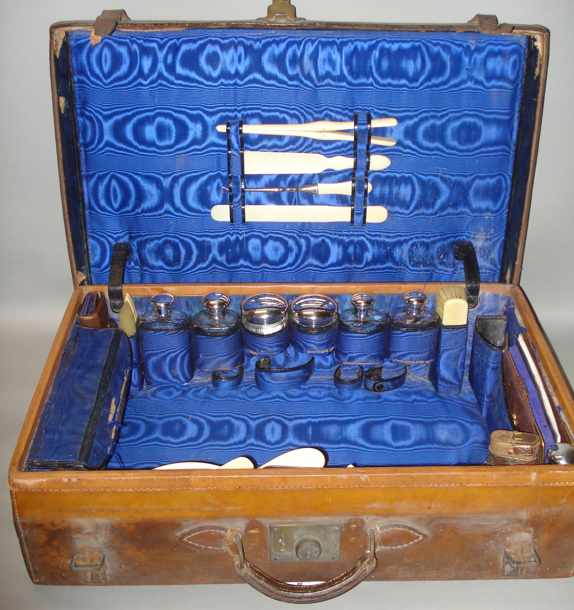 Bonhams Cars : A gentleman's overnight case, 1902,