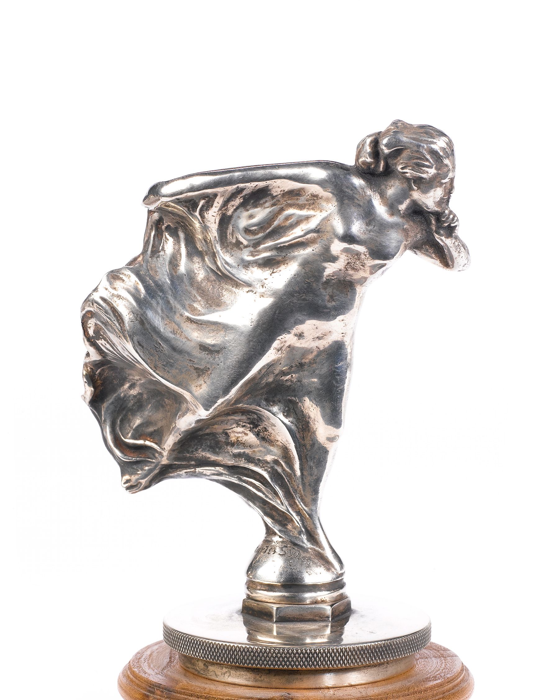 Bonhams Cars : A 'Whisper' mascot after Charles Sykes,