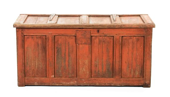 Bonhams : An Elizabethan 'linen-fold' chest With 18th century paint