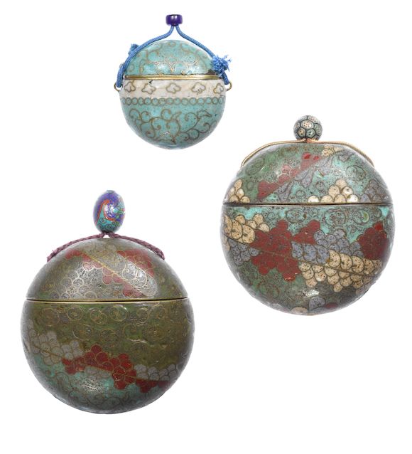 Bonhams : Three cloisonné enamel single-case inro 18th/19th century