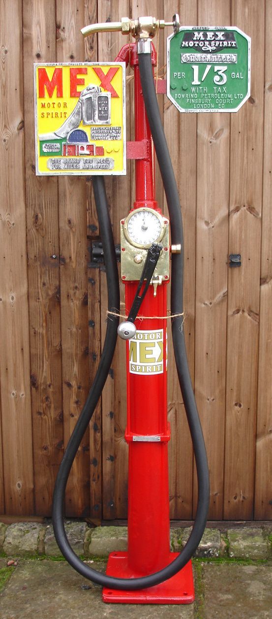 Bonhams Cars : A restored Avery Hardoll model CH1 hand operated petrol ...