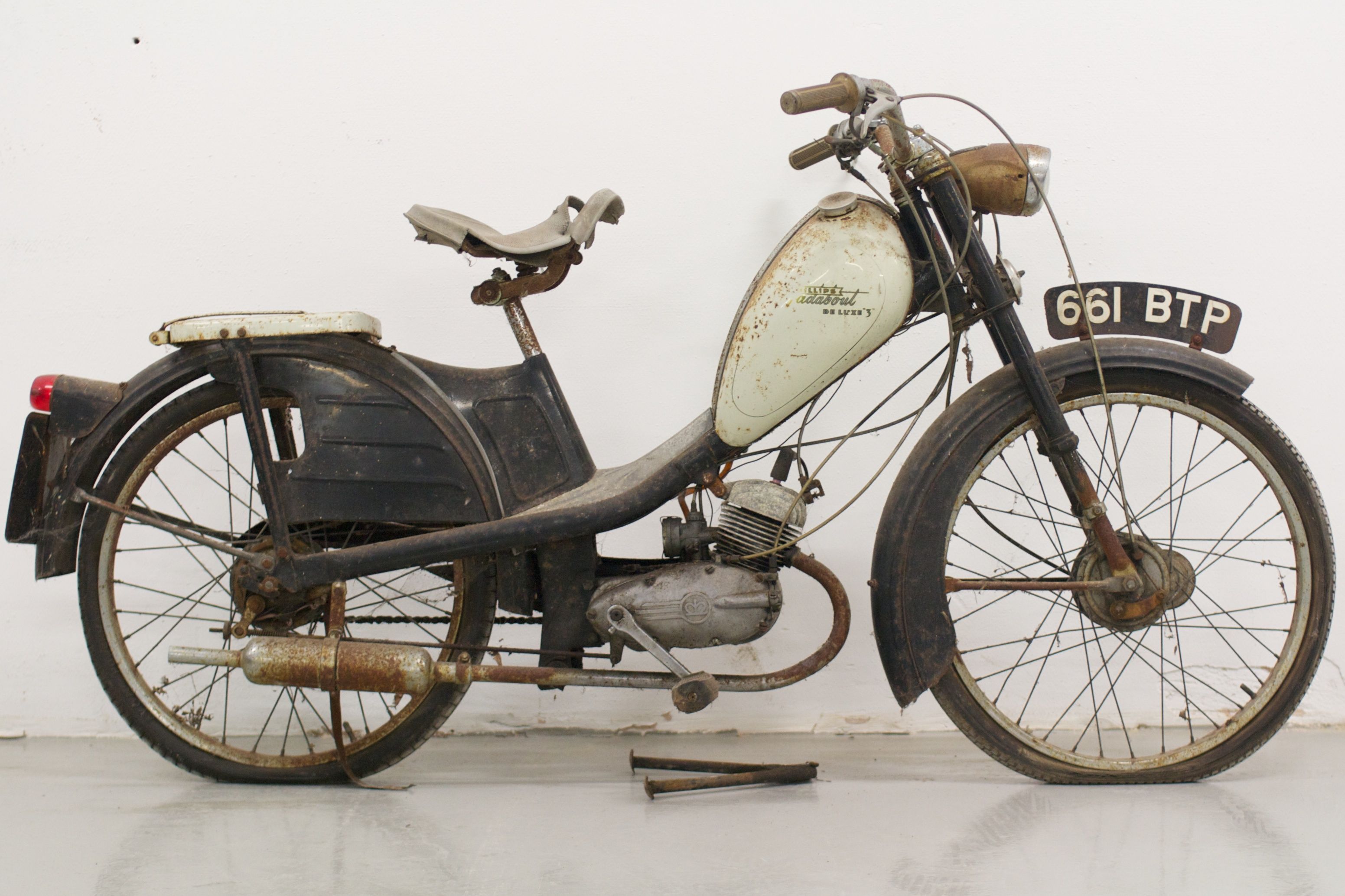 Bonhams Cars : c.1962 Phillips P50 Gadabout De Luxe '3' Moped Frame no ...