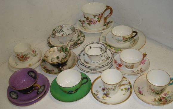 Bonhams : A collection of five Royal Worcester trios, and a collection ...