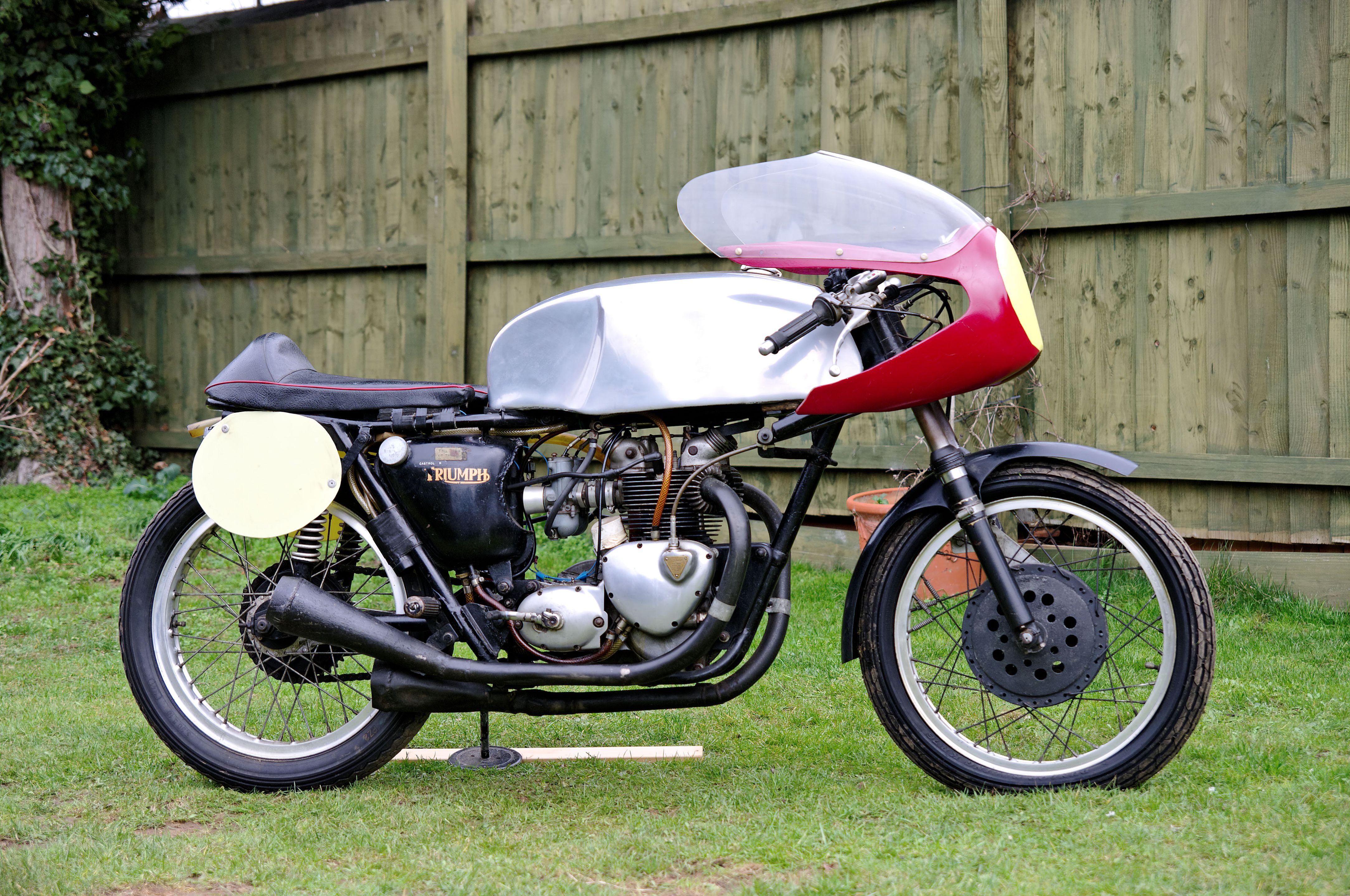 Bonhams Cars : c.1959 Triumph 490cc Speed Twin Racing Motorcycle Frame ...
