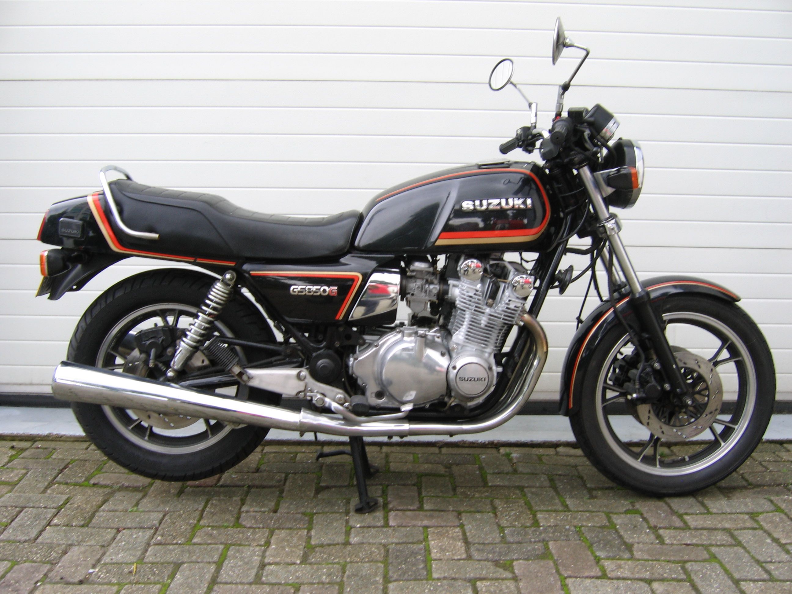 Bonhams Cars : 1982 Suzuki GS850G Frame no. GS850-132084 Engine no ...