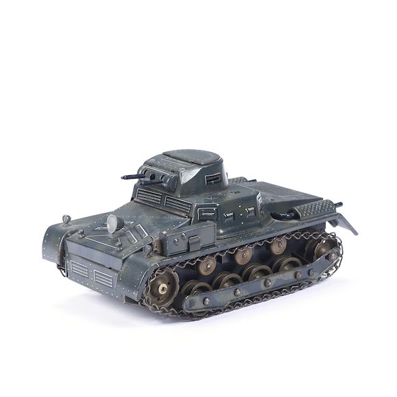 Bonhams : Tipp & Co 208 tinplate clockwork Panzer MkI 1