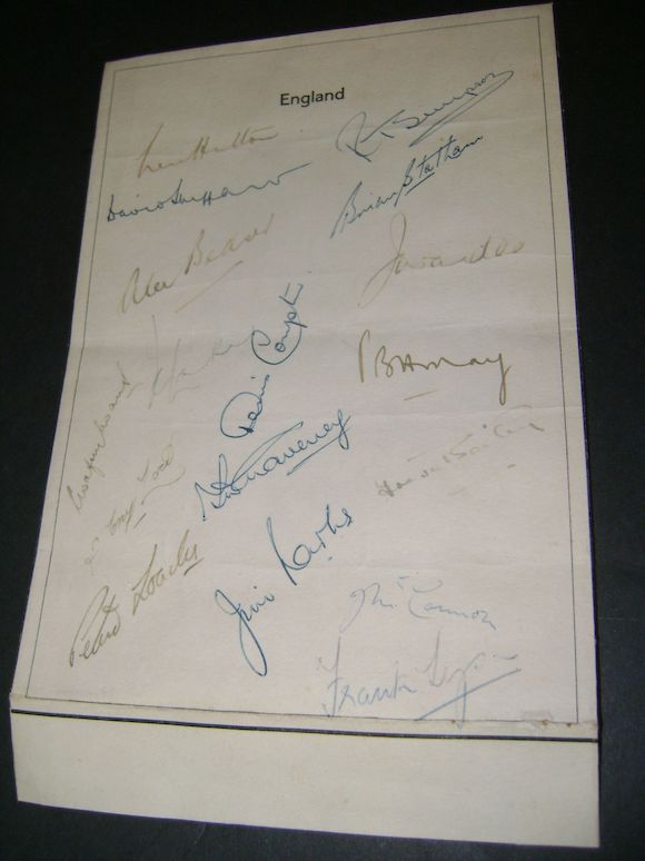 Bonhams : 1954-55 England cricketers hand signed sheet