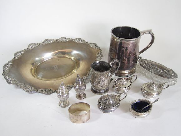 Bonhams : A collection of silver