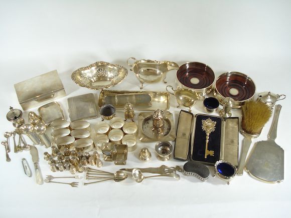 Bonhams : A quantity of silver Various makers and dates