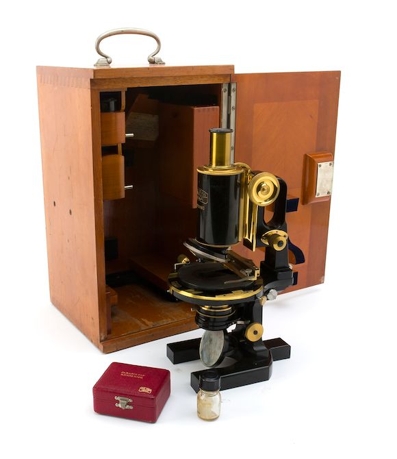 Bonhams : An early 20th century cased microscope by Carl Zeiss Jena, Nr ...