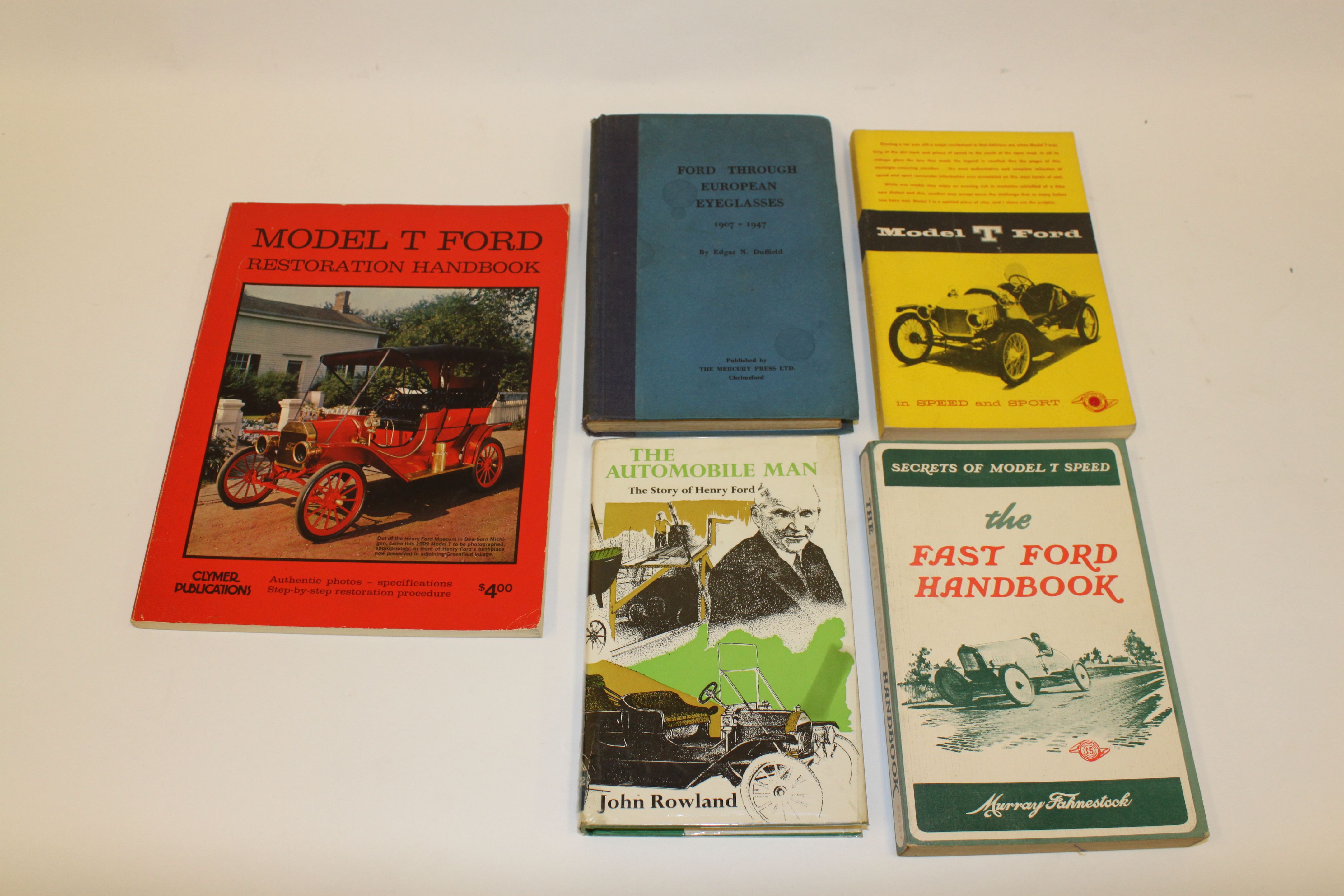 Bonhams Cars : A collection of books relating to the Model T Ford