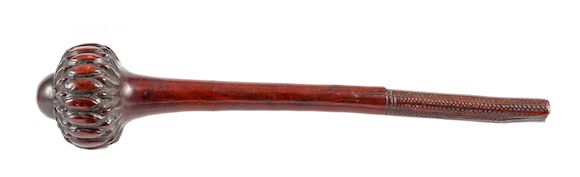 Bonhams : A Fiji throwing club, i Ula 44cm long