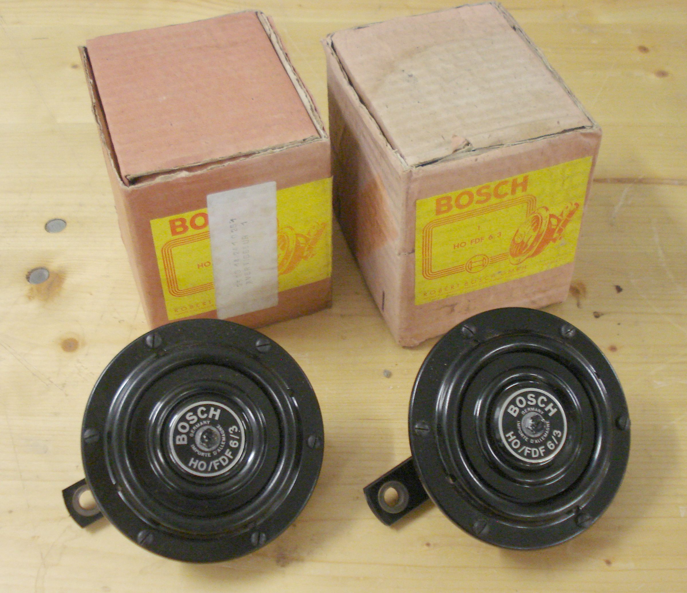 Bonhams Cars : Two NOS Bosch 6 volt horns,