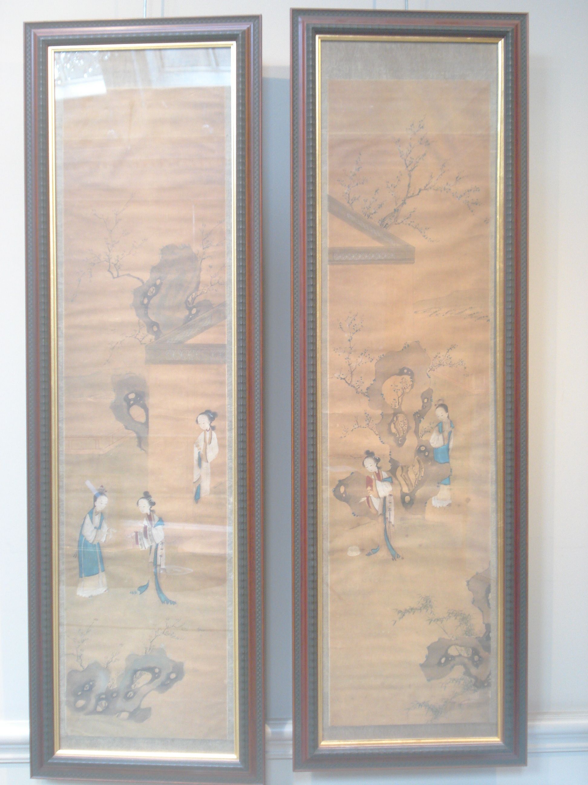 Bonhams : A pair of painted vertical scroll panels