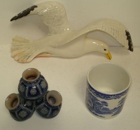 Bonhams : A Beswick Seagull, wings up, apart wall plaque model 658-1, a ...